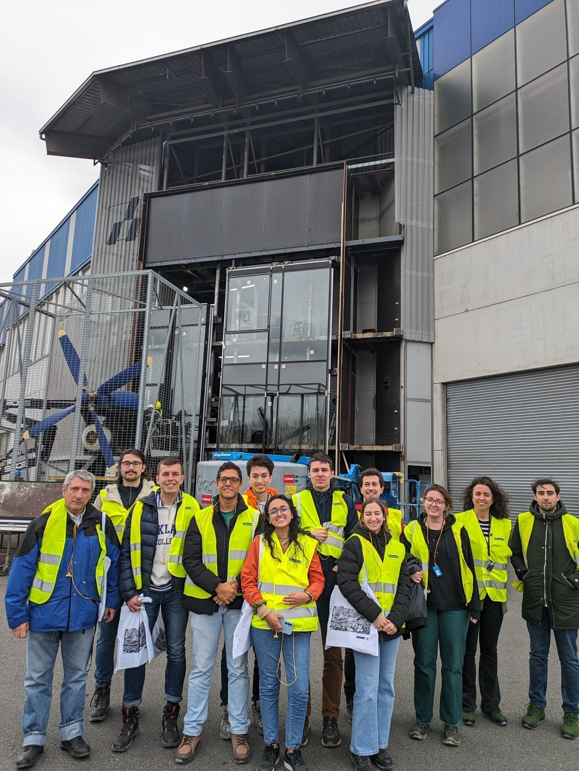 Fabrica Aluman - Caminos Madrid